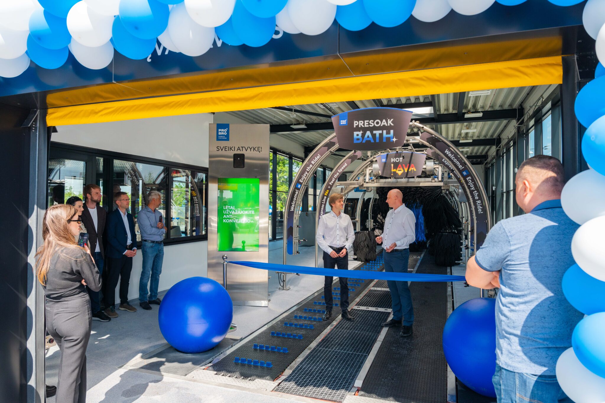 Vilniuje atidaryta nauja „Švaros brolių“ plovykla – perdirbama iki 90 ...